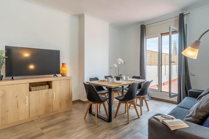 Ab Sagrada Familia Views  Viii-i - Badalona