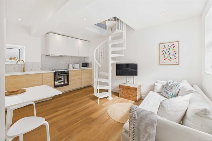 Host & Stay | The Surf Shack - Saltburn-by-the-Sea