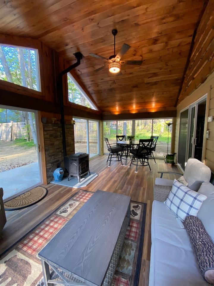Peaceful Galway Lakeside Home - Galway, NY