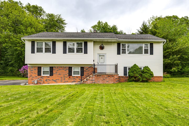 6 Mi To Frelinghuysen Arboretum: Parsippany Home - Hanover, NJ