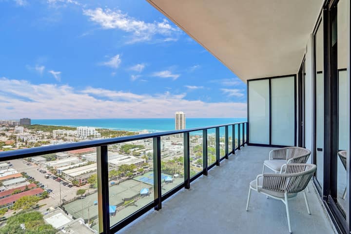 Bright 2br/1ba With Balcony & Ocean View – 72 Park - Miami Beach, FL