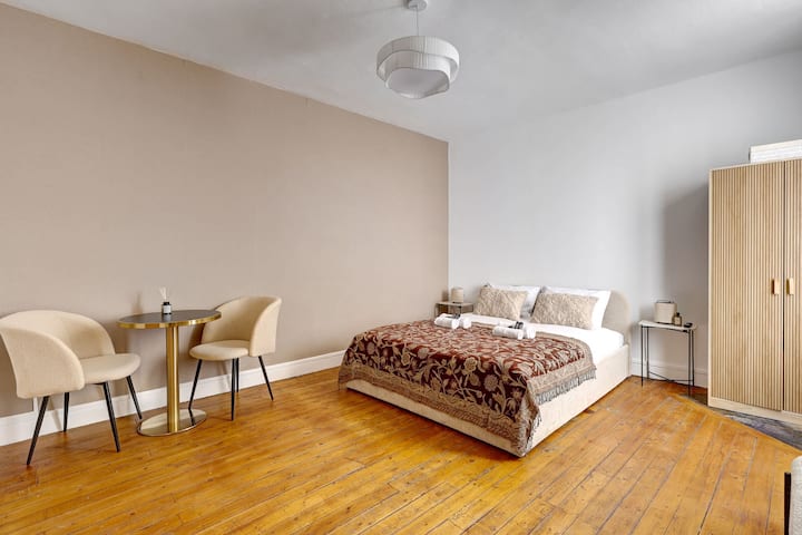 Studio Au Calme A Proximite De So Ouest - Levallois-Perret