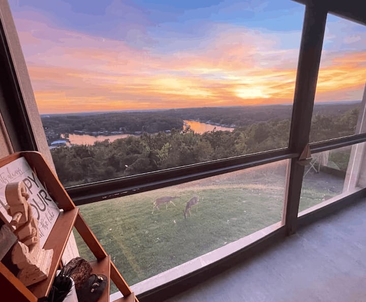 Lakeview Lake Ozark Condo 2bd/2ba/pool-sleeps 7pp - Lake Ozark, MO