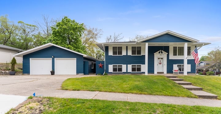30 Day Rental - Walking Distance To Grand Haven - Grand Haven, MI