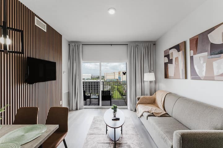 2br Apt At The Point Resort, Walk To I-drive - Orlando