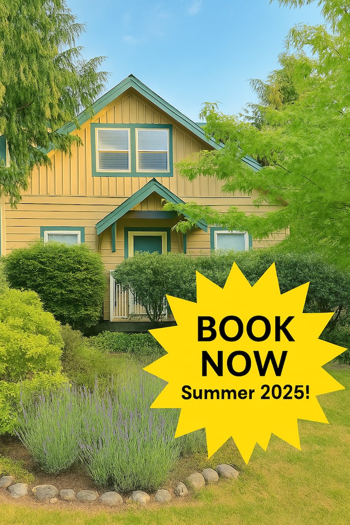 Oceanside Resort: 3 Bed/2 Bath With Pool & Hot Tub - Parksville