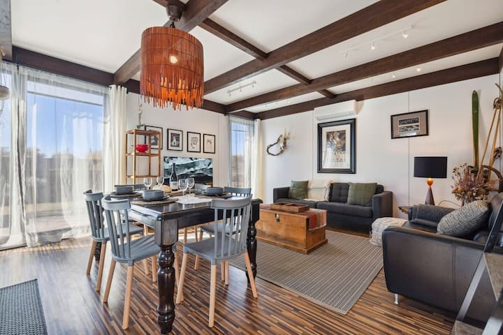 Oliver Haus 4 Bedroom - Berridale