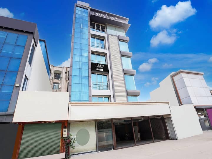 Hôtel Super Collection O Airport Road - Ahmedabad