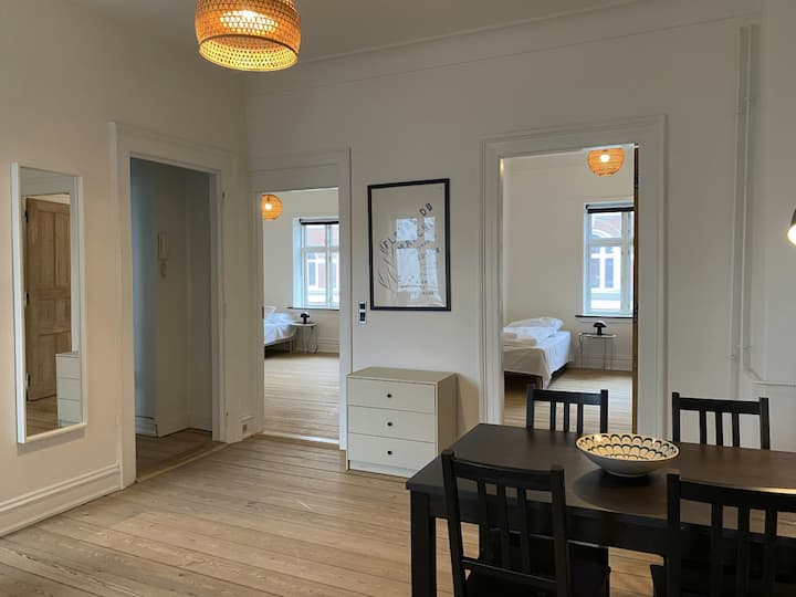 Spacious Apartment For 4 In Esbjerg - Esbjerg