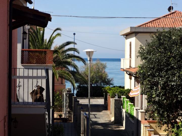 Three-room Apartment With Sea View - Follonica