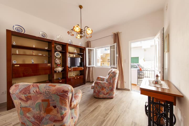 B100 - Abrotea Quaint 2 Bed Apartment In Lagos - Lagos, Portugal