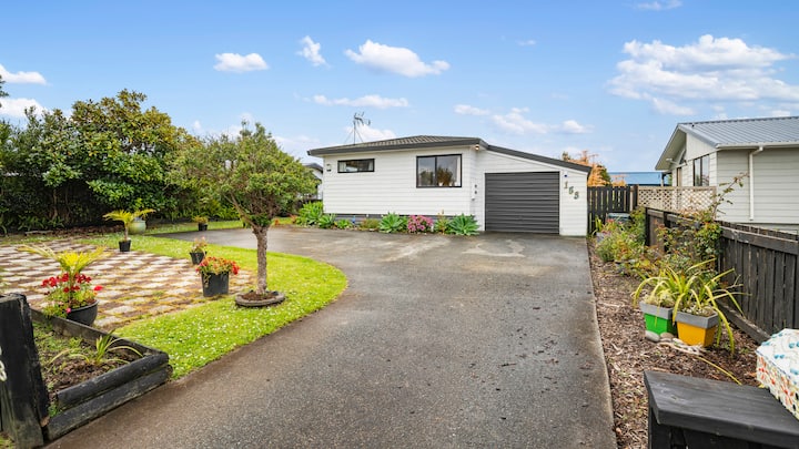 Beachglen - Snells Beach Holiday Home - Warkworth