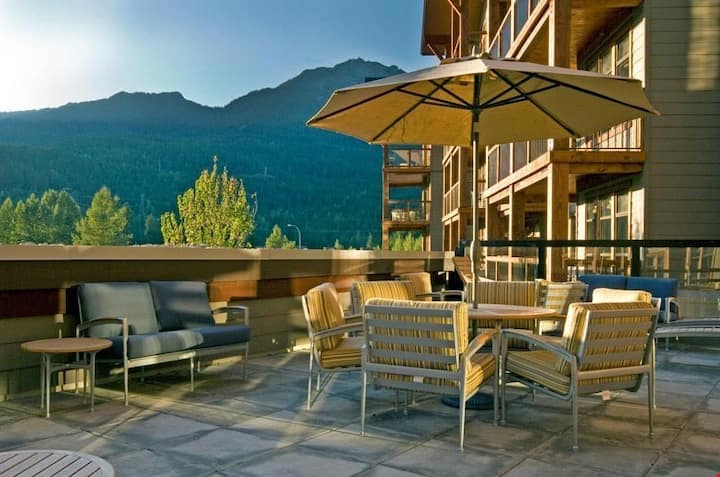 Modern Suite + King Beds | 5 Mins From Dt Whistler - Whistler