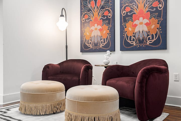 Art Deco Dream | Chic 1br In Midtown - Omaha, NE