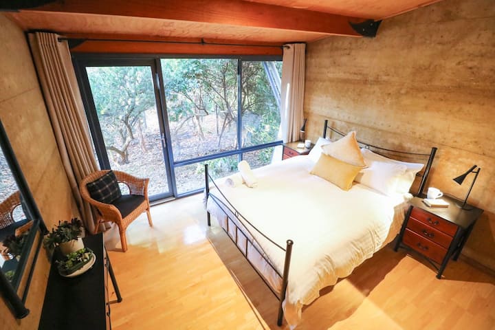 Number Forty Two - Beechworth