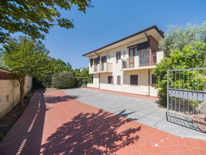 Appartamento Marcella By Interhome - Marina di Pietrasanta