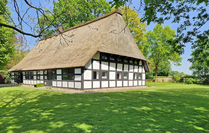 Stunning Home In Hüde - Damme