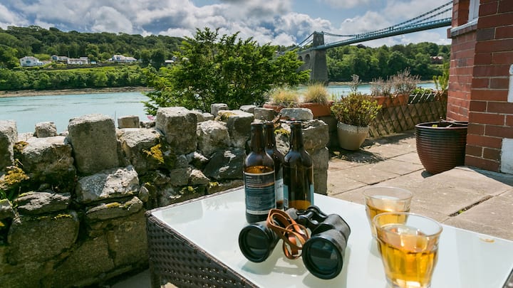 Brig Y Don Menai - Bangor