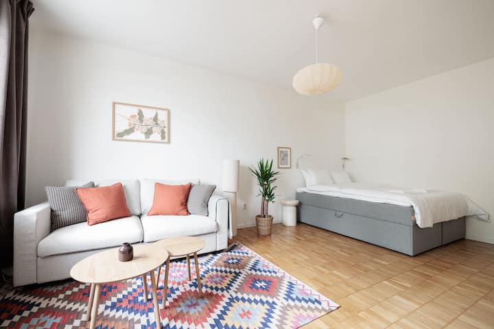 Comfy Studio In Charming Suburb - Estocolmo
