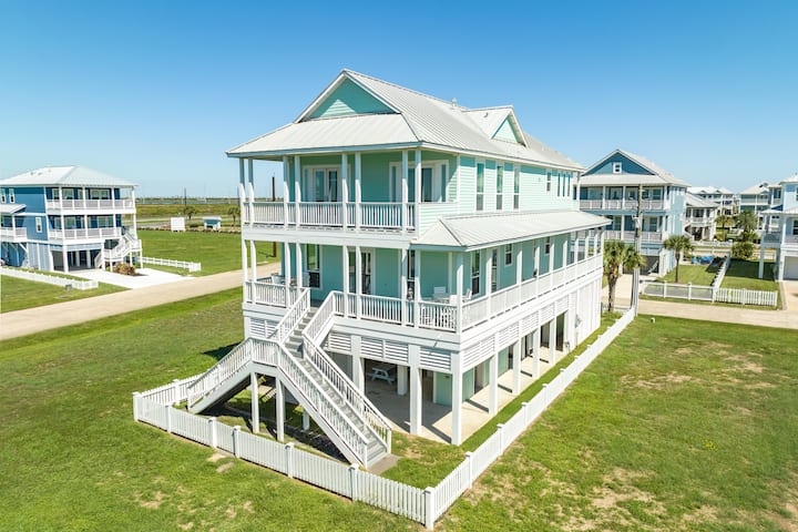 Elevator, 3 Decks, 2 Living Areas, Gated Community - Galveston Island, TX