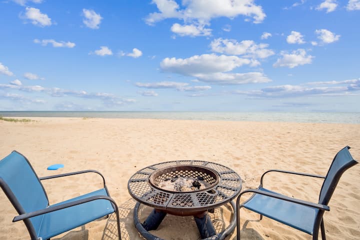 #9 | Fresh, Modern Studio By Lake - Oscoda, MI