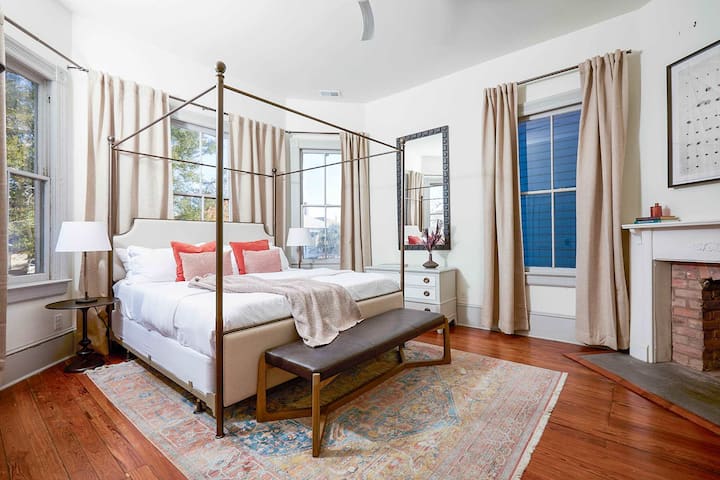 Contemporary Compound | Heated Pool - Savannah, GA