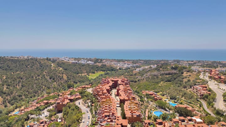 Apartamento En Las Chapas La Reserva De Marbella - Marbella