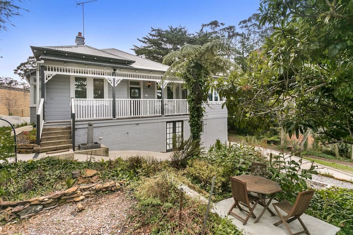 Hailsham House - Blue Mountains