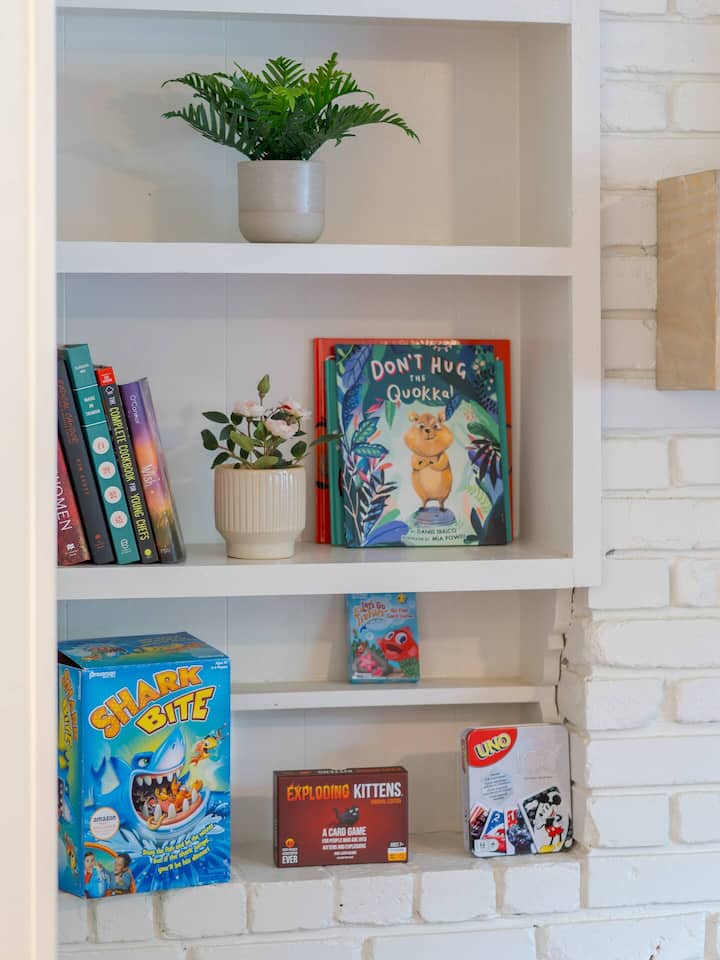 Quokka Lodge | King Beds • Outdoor Fun • Game Room - Frisco, TX