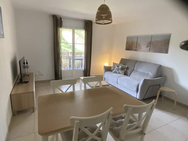 Les Jasmins, Gîte Dans Résidence,terrasse, Piscine - La Croix-Valmer