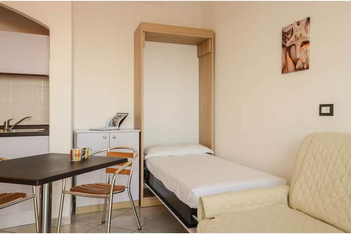 Seaview Pool Retreat - M19 - Happy Rentals - Andora