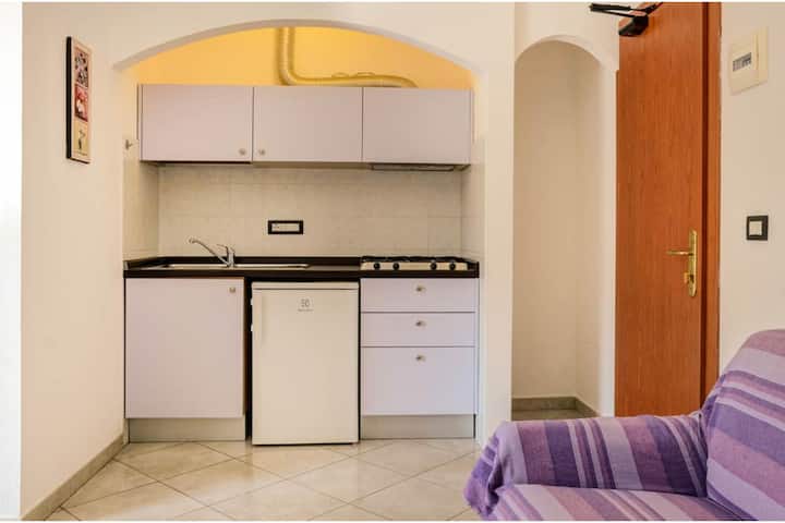 Seaview Pool Retreat - M7 - Happy Rentals - Andora