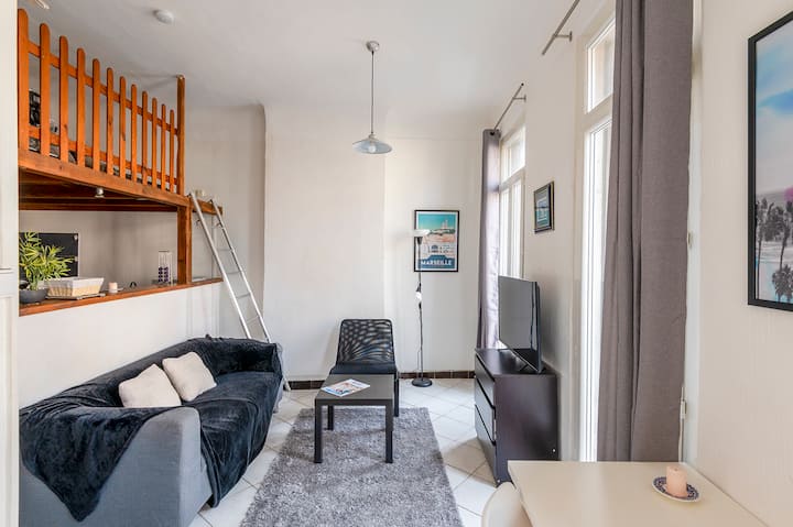 Beau Studio - Vue Sur Notre-dame De La Garde - Marseille