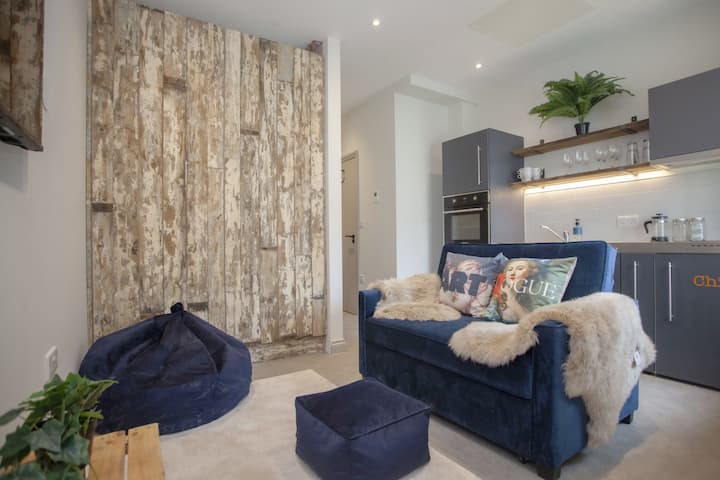 Luxury Aparthotel 350yds From Centre - Cardiff