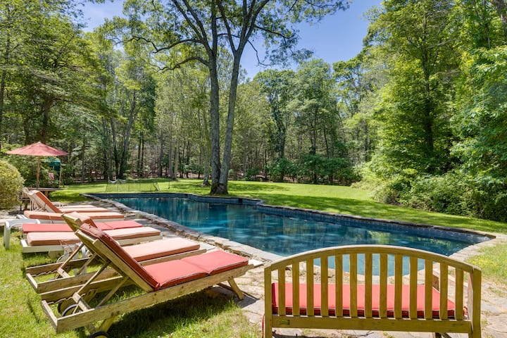 20-acre Hamptons Nature Escape W/ Hot Tub & Pool - Amagansett, NY