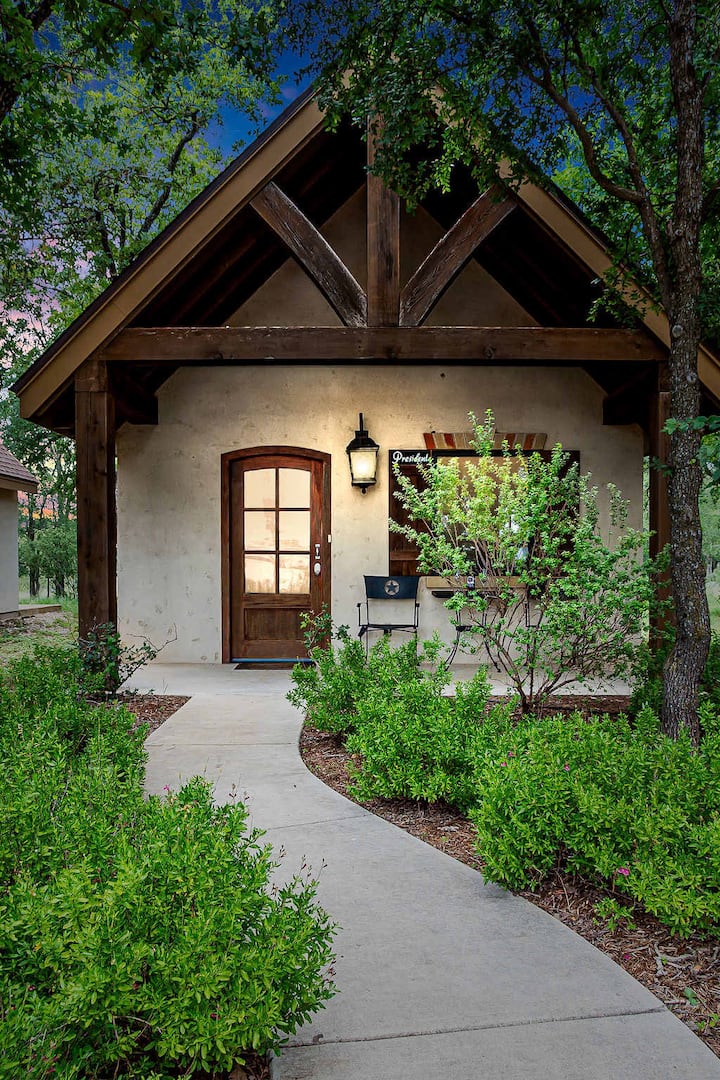 President's Haus@messina Hof Hill Country Winery! - Luckenbach, TX