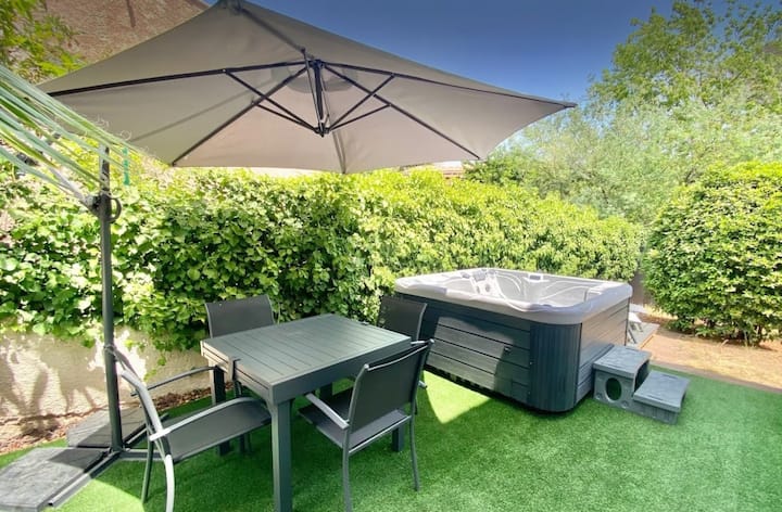 Appartement Pour 4 Avec Jardin Et Jacuzzi - Fréjus