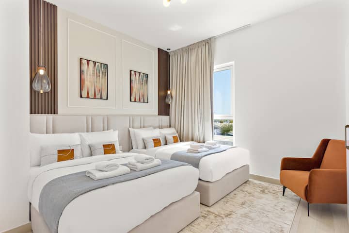 Relax In Style - Walk To Ferrari World & Yas Mall - Abu Dhabi
