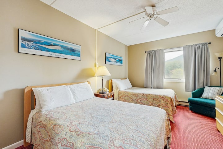 Studio W/pool & Hot Tub: Mtnside, Walk To Lifts - Loon Mountain, NH