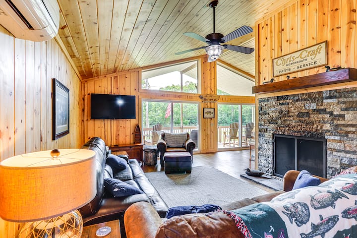 Walk To Lake: Kelleys Island Gem W/ Deck! - Kelleys Island, OH