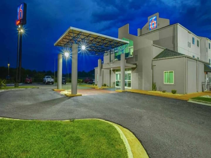 Motel 6 Montgomery, Al - Airport_2 Full - Montgomery, AL