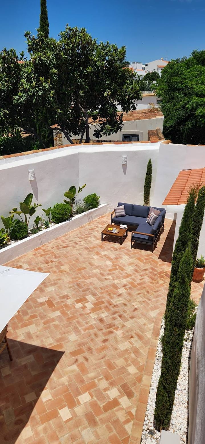 Casa Nobre With Patio And Roof Top - São Brás de Alportel