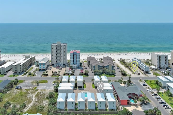 Steps To Beach! Heated Pool & Modern Luxury - Gulf Shores, AL