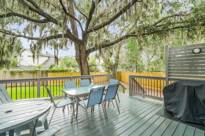 Island Oaks - Your Perfect Savannah Escape! - Wilmington Island, GA