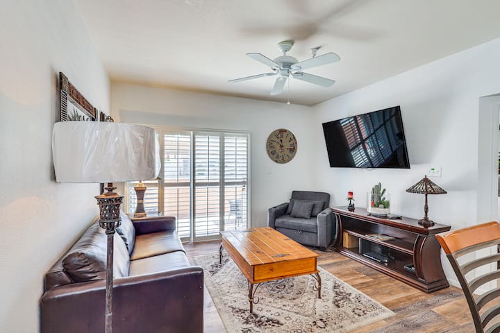 1 Mi To Beach: Lake Havasu City Condo W/ Balcony - 哈瓦蘇湖城