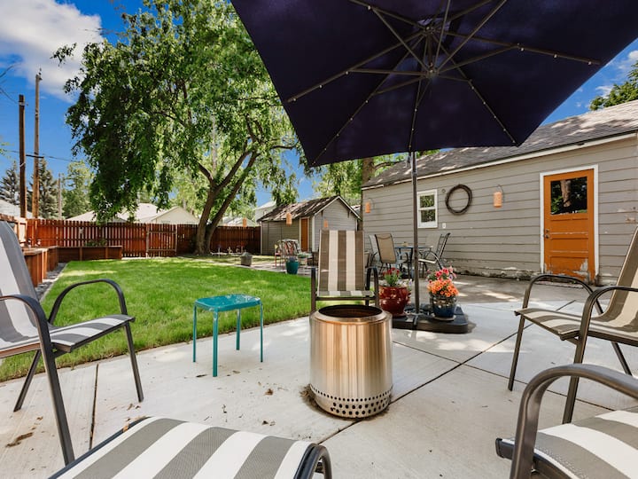 The 6th St Green • Putt & Play Near Down Town - Loveland, CO