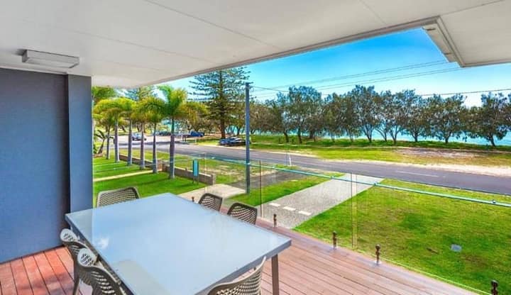 Beachfront Bliss - Australia