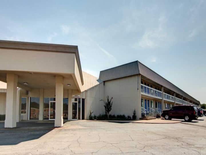 Motel 6 Mount Pleasa_2 Lit Queen | Nmsk - Mount Pleasant, TX