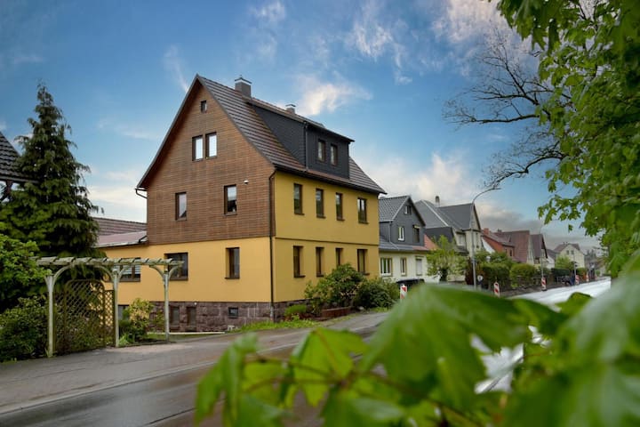 Ferienwohnung Erna - Suhl