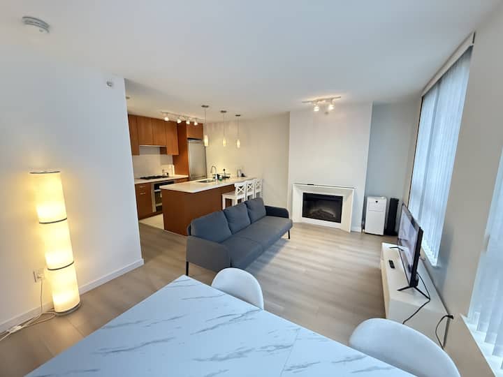 City Centre Suite, One Parking Space - Coquitlam